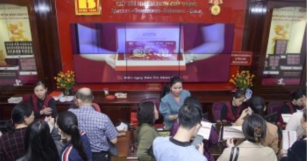 Giá vàng SJC và vàng nhẫn 999.9 hôm nay tiếp đà tăng