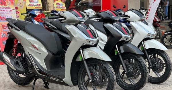 Giá xe SH hôm nay ngày 15/4/2024: Giá xe SH 125i tăng 2 triệu đồng