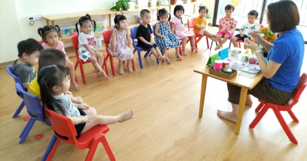 Mỗi giáo viên mầm non không kiêm nhiệm quá 2 nhiệm vụ