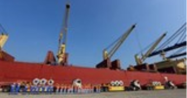 Xuất khẩu lô hàng tôn cuộn lớn nhất sang Mỹ