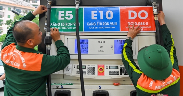 Tín hiệu tích cực từ những cửa hàng bán sớm xăng E10
